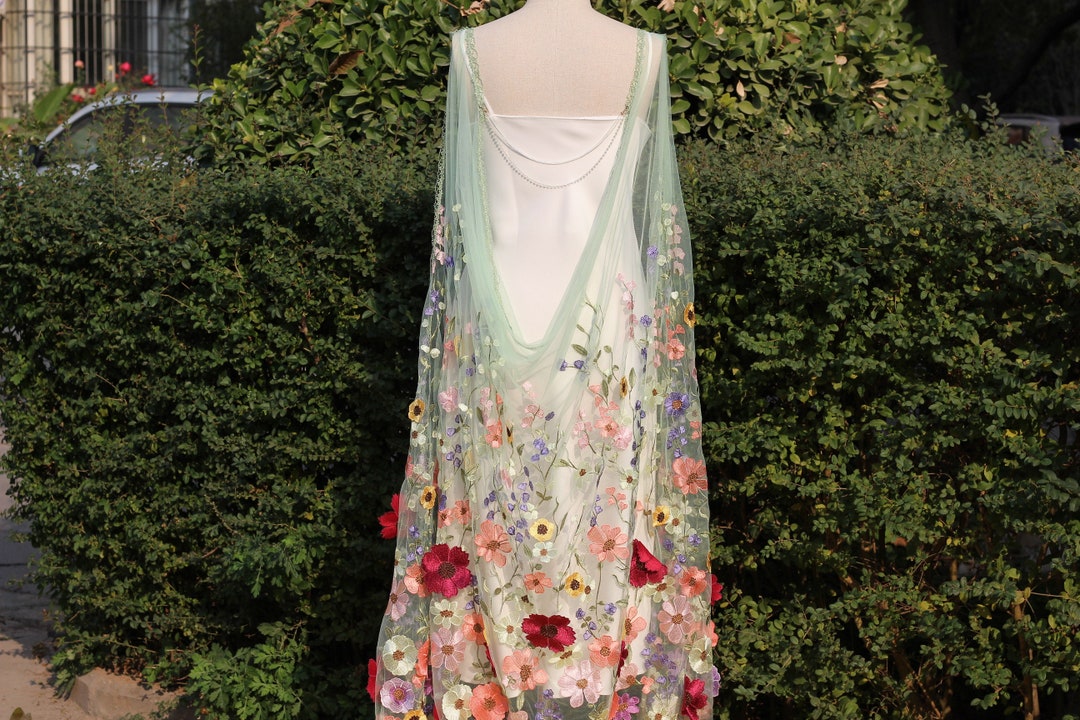 Floral Embroidered Bridal Cape, Colorful Flower Wedding Veil, Shoulder ...