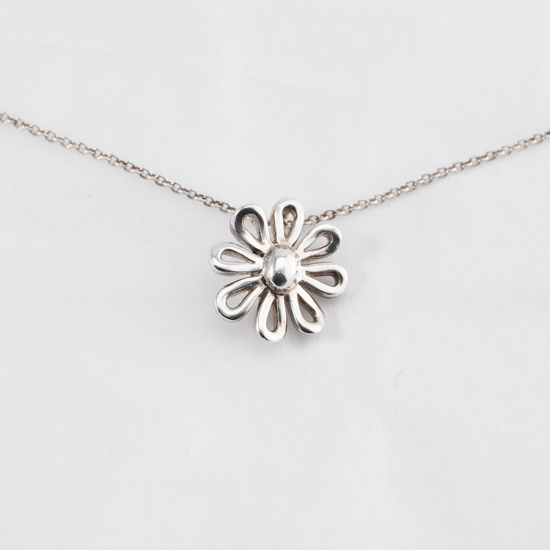 Tiffany and Co Daisy Flower Pendant Necklace, 16" Inches Thin Chain ...