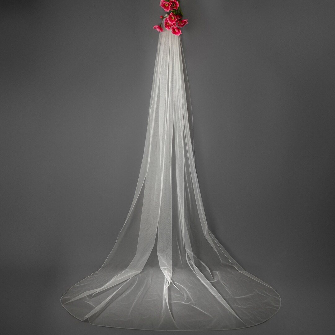 Violet Traditional Veil, Plain One Tier Classic Ivory Cathedral English ...
