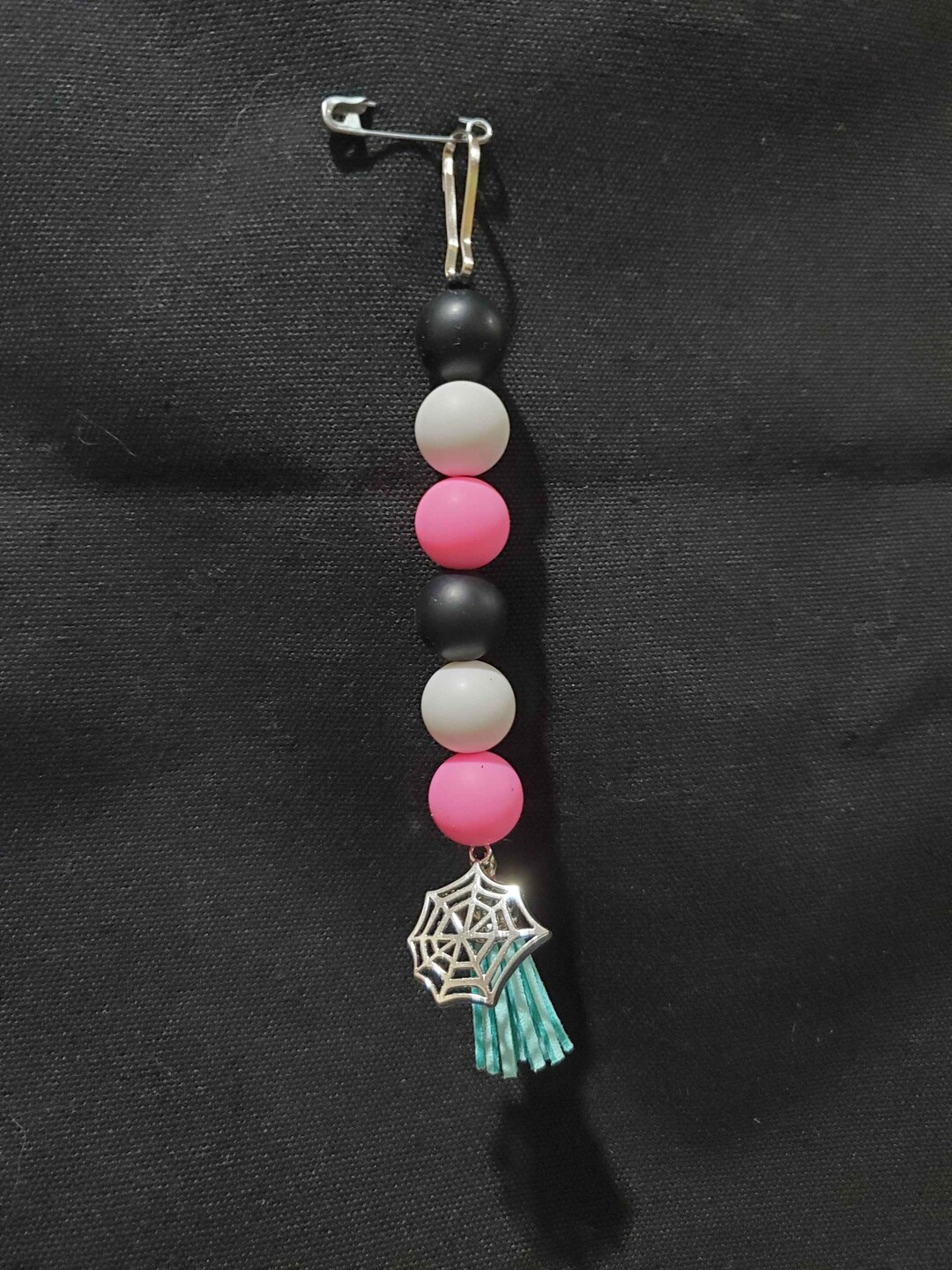 Spider Gwen Keychain - Etsy