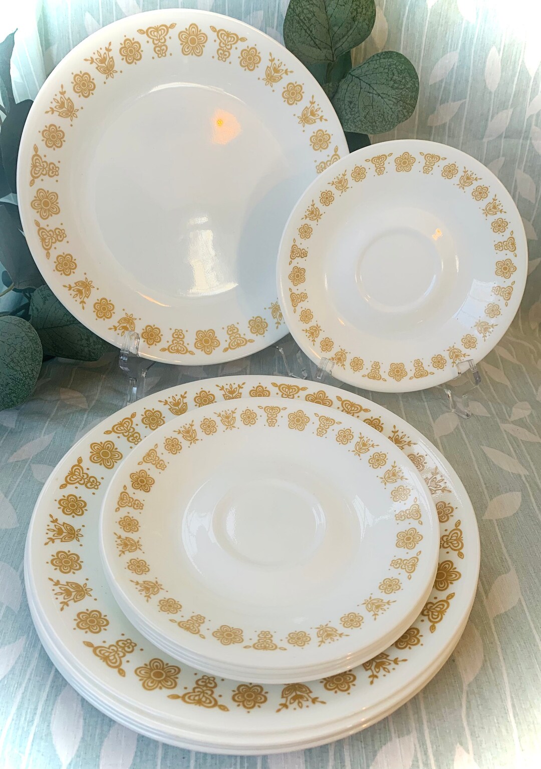 Vintage Corelle “butterfly” Pattern Plates and Saucers - Etsy