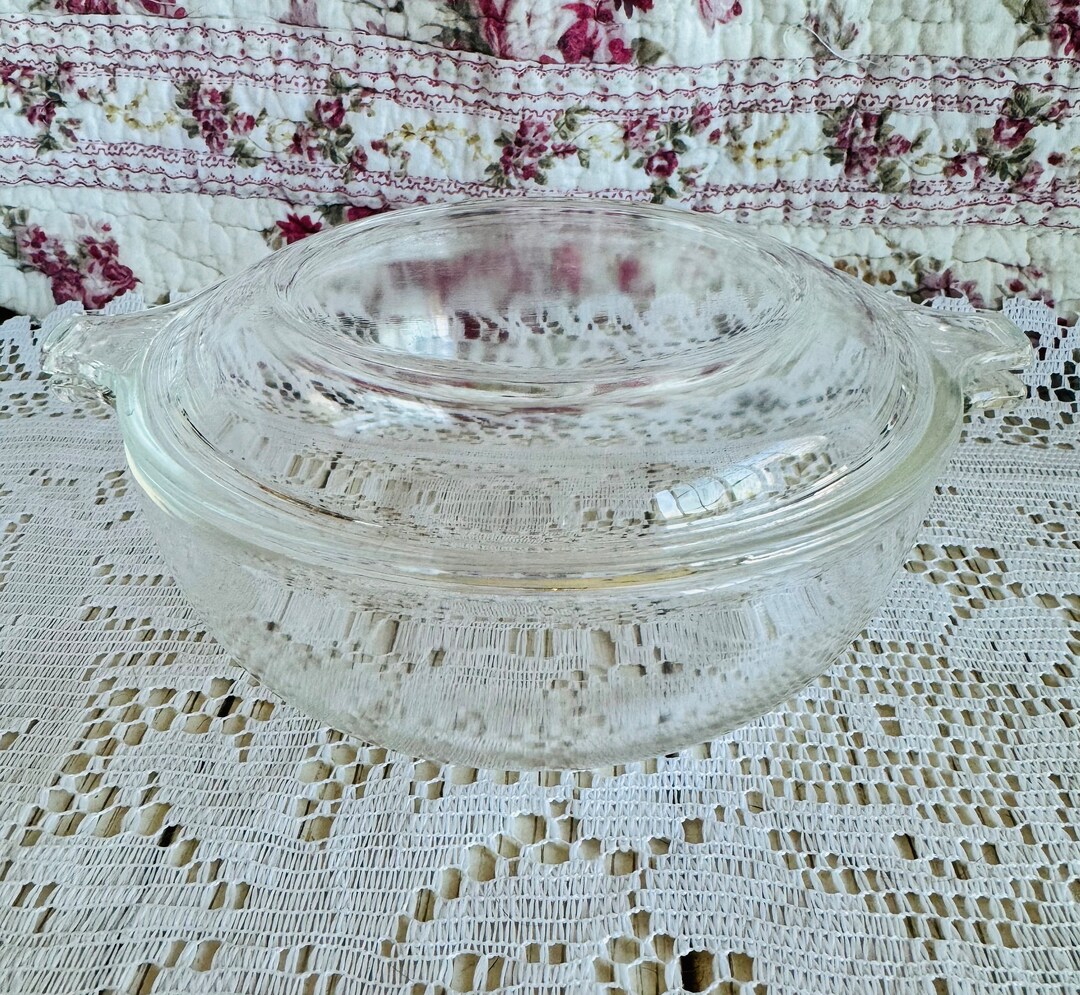 Vintage Pyrex 20oz Round Casserole Dish With Lid - Etsy