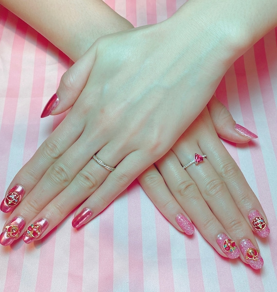 MEDIUM SIZE Usagi Anime Pink Press On Nail Nail Art Craft Supplies ...