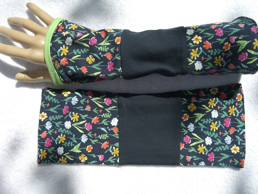 Pulse Warmer, Cuffs, Patchwork, Double Sewn, Scattered Flowers, Black ...