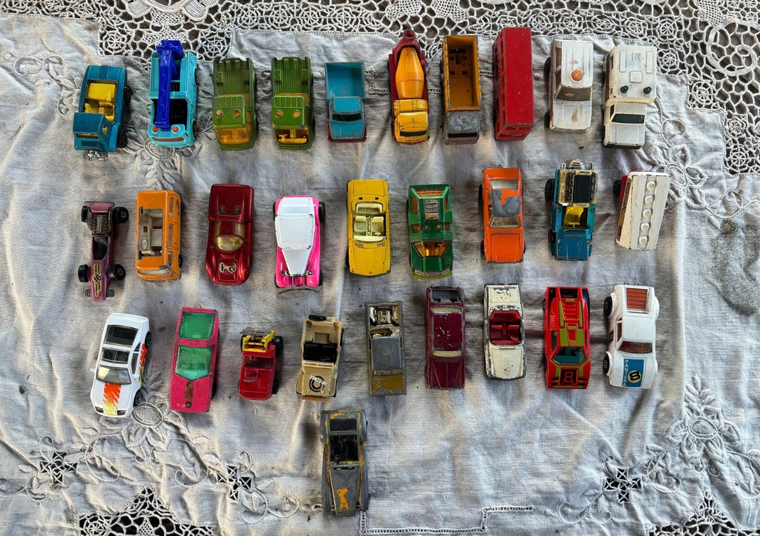 29 Matchbox Car Collection. Sold as One Lot. Various Ages Feom 1970s ...