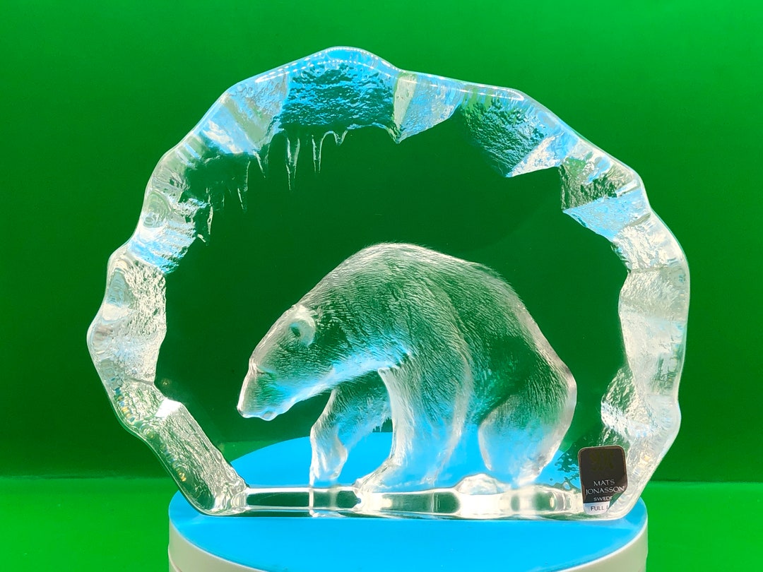 Mats Jonasson Sweden Polar Bear Engraving on a Full Lead Crystal Block ...