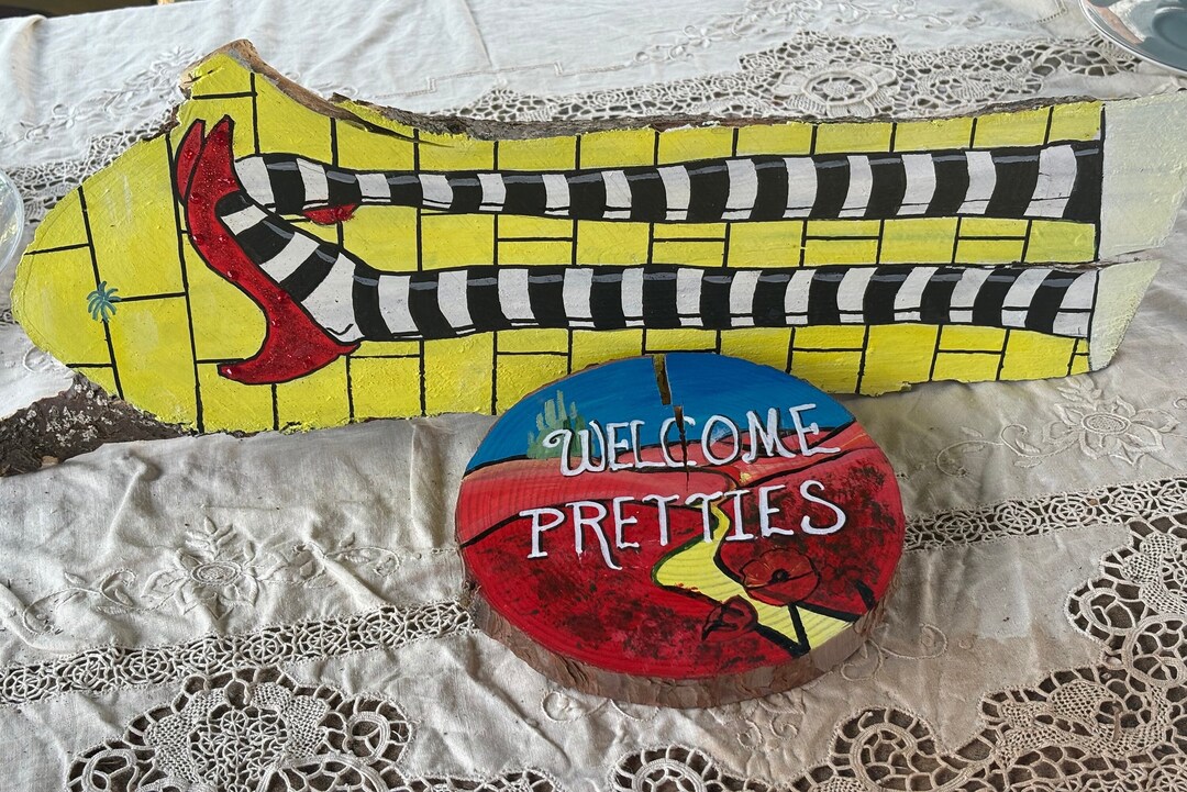 Wizard of Oz Rustic Wood Art Set: Wicked Witch & Ruby Slippers - Etsy