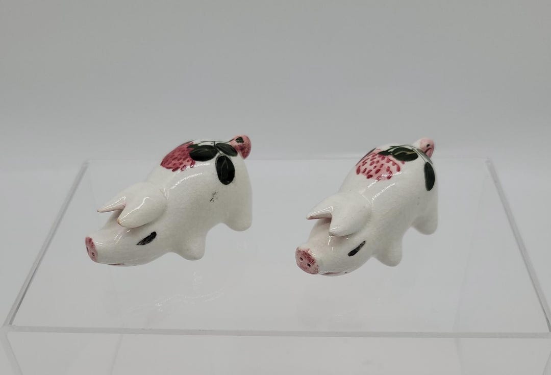 Adorable Little Vintage Plichta Piglets With Clover Bud Design Made in ...