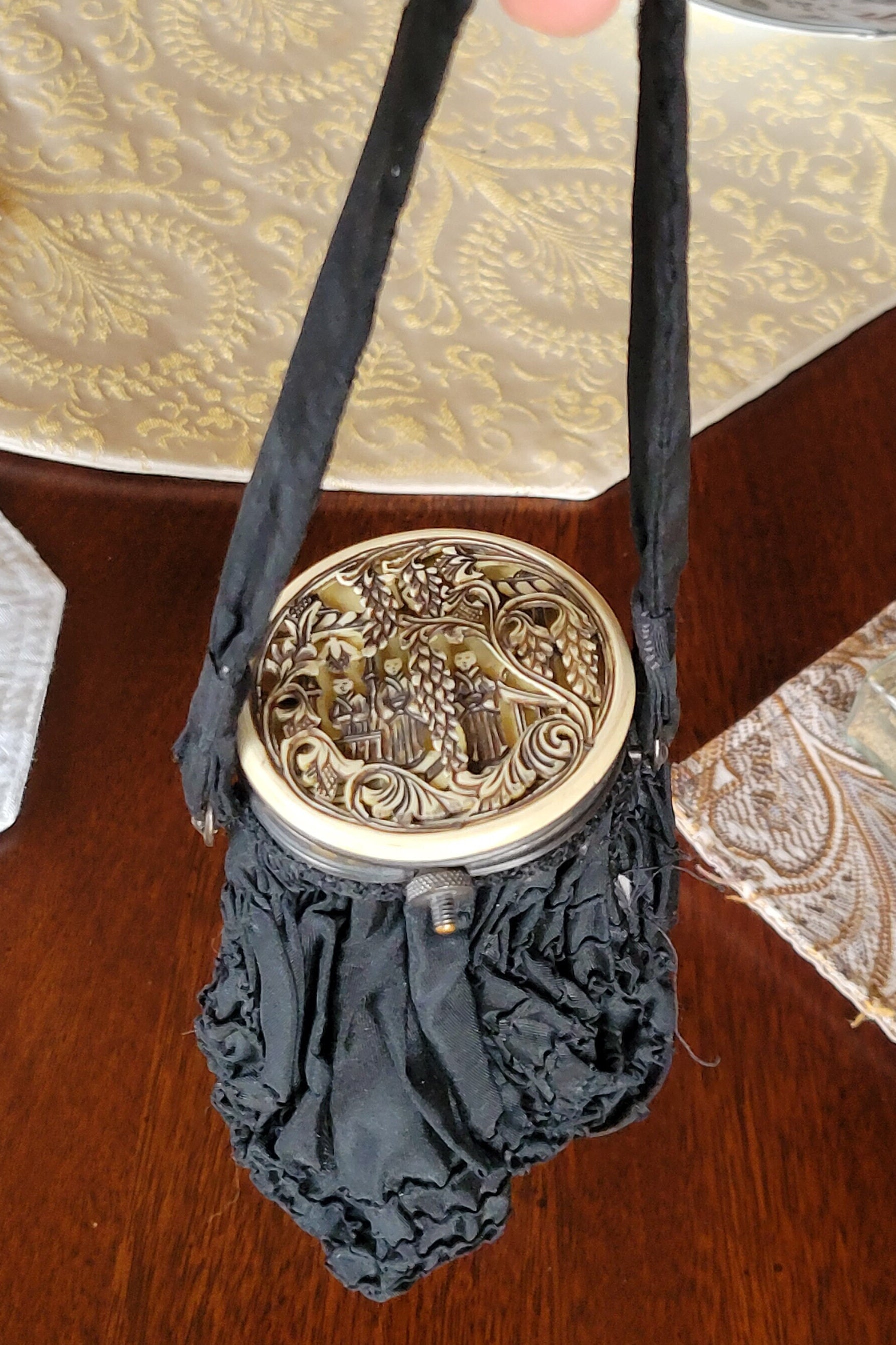 Antique Victorian Purse W/highly Detailed Carved Top & Mirror Inside ...