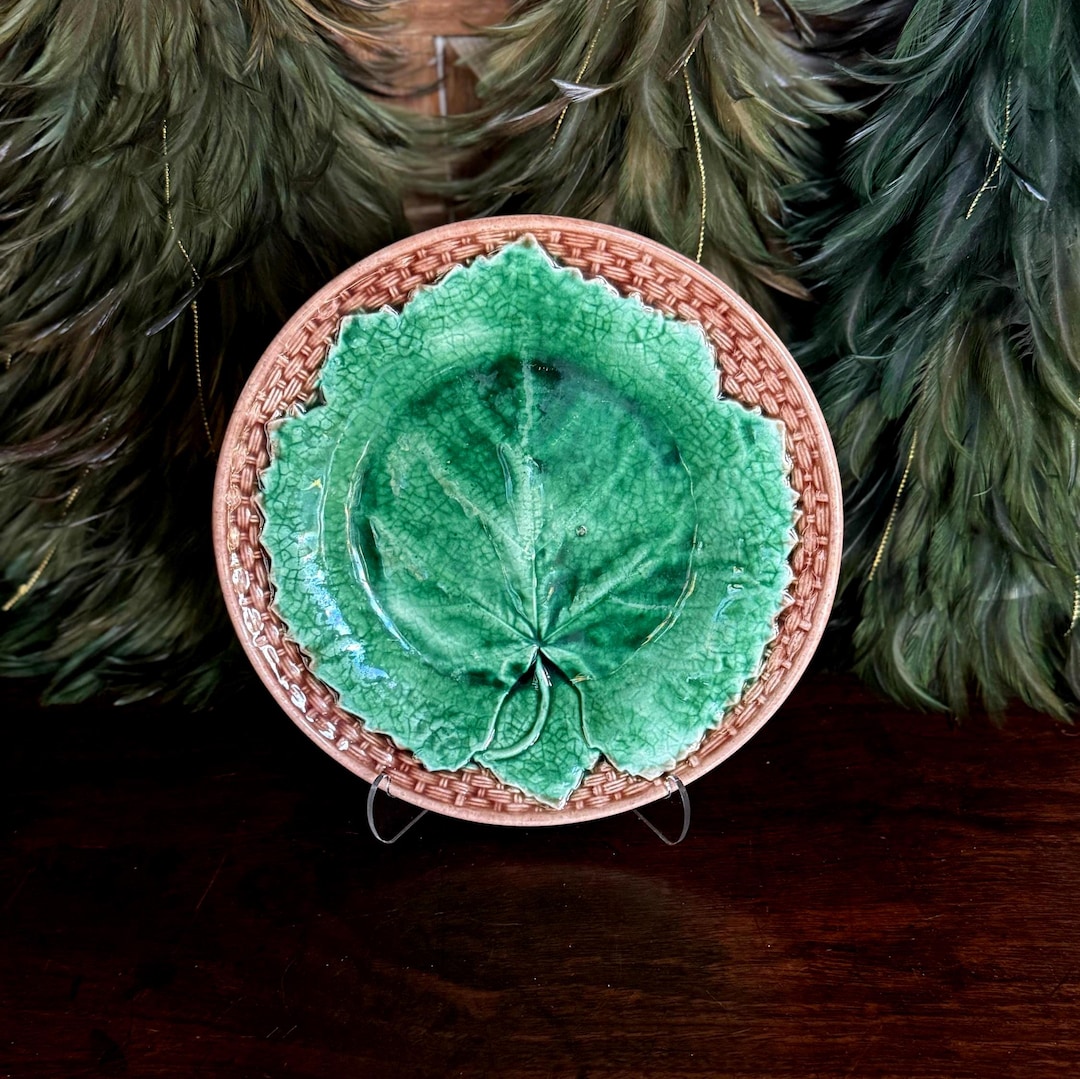 Antique Etruscan Majolica Maple Leaf Basketweave Plate by Griffin ...