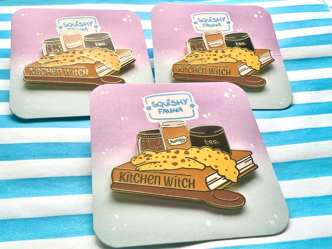 Kitchen Witch Leopard Gecko Hard Enamel Pin Badge for Backpacks ...