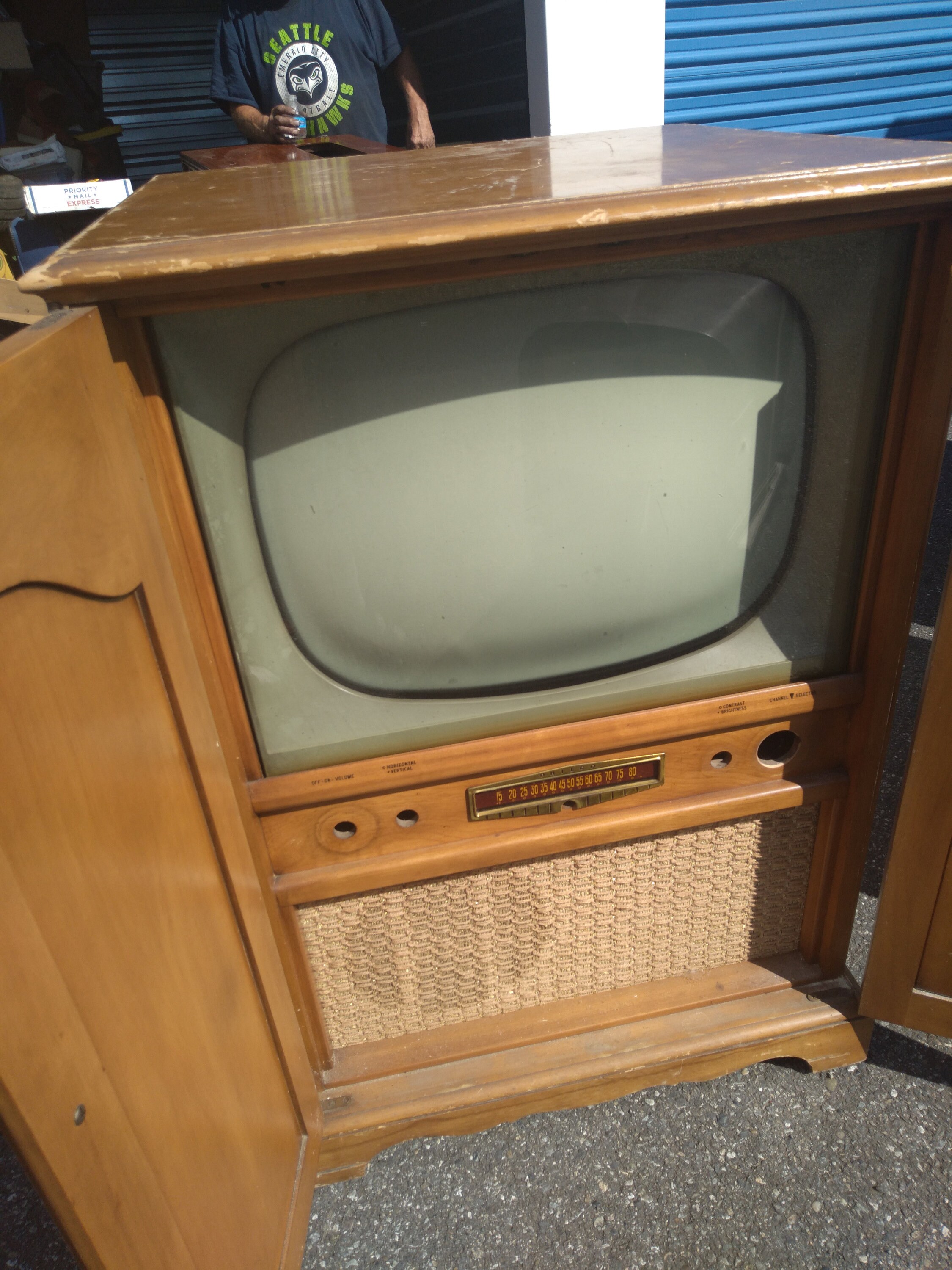VINTAGE Antique Television Sets 4 Sale: Tak-ur-pic. - Etsy