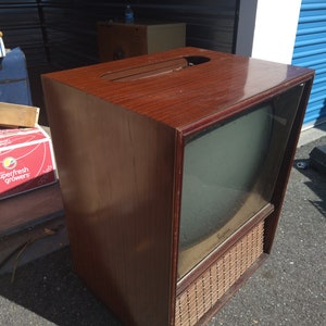 VINTAGE Antique Television Sets 4 Sale: Tak-ur-pic. - Etsy
