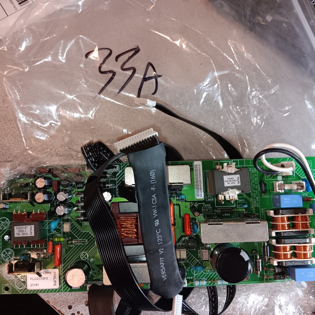 Flat Screen TV Boards Parts - PHILLIPS PLCD170P2. 23191 - Etsy