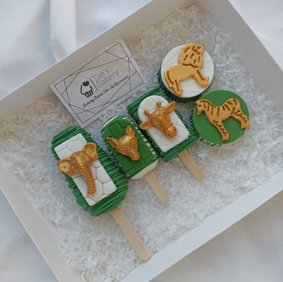 Cartoon Character Treatboxes Large Cakesicles Mini Cakesicles Chocolate ...