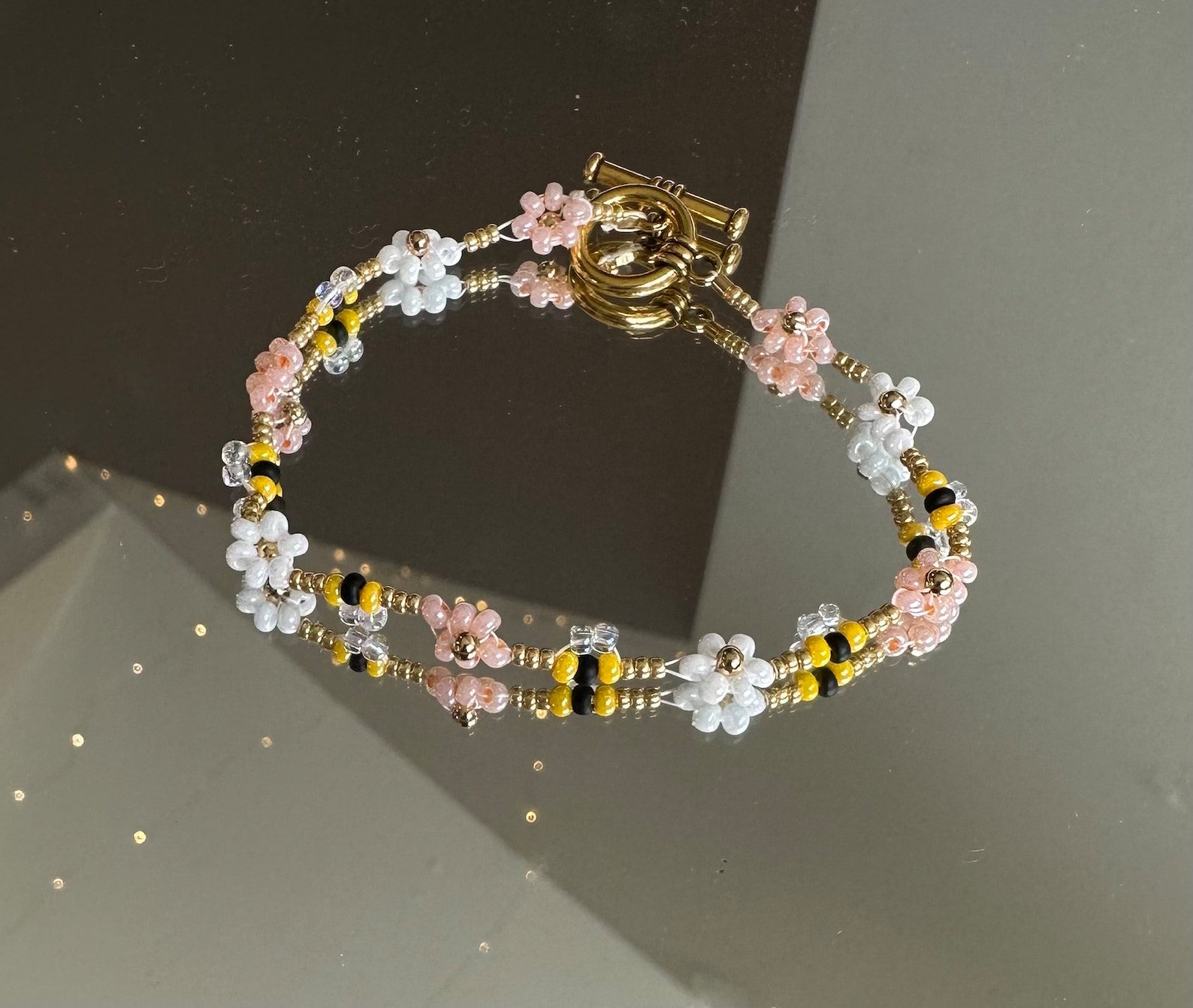Custom Classy Dainty Bee and Flower Seed Bead Bracelet Gift for Her ...