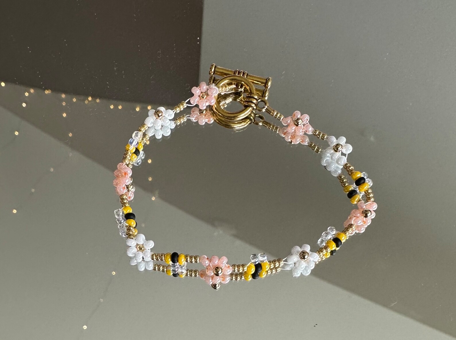 Custom Classy Dainty Bee and Flower Seed Bead Bracelet Gift for Her ...