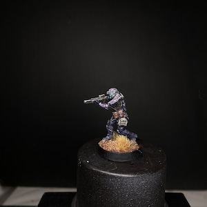 Unit 9 Black Stone Commando Striker Miniature || Cyberpunk || 32mm ...