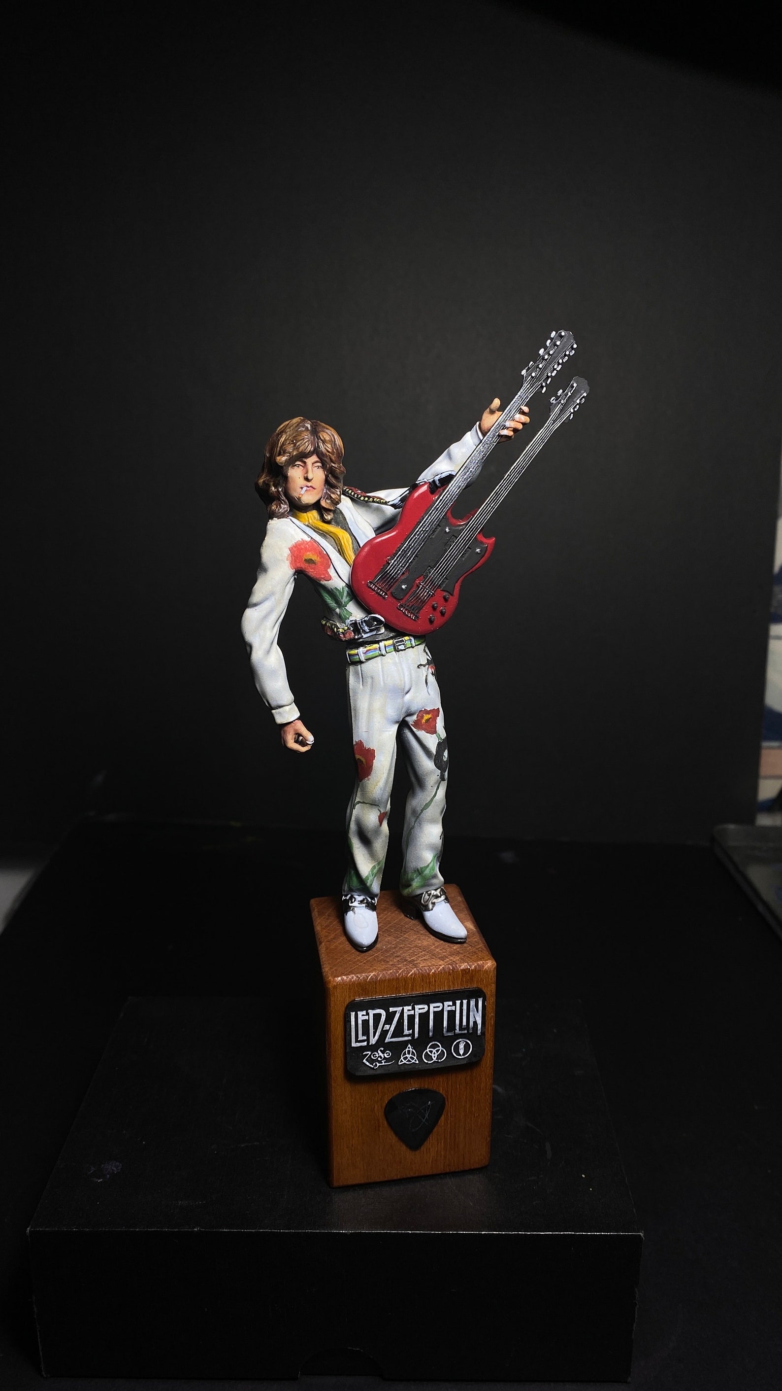 Jimmy Page With Poppy Suit || 15cm (6,5’) Handpainted || Led Zeppelin ...