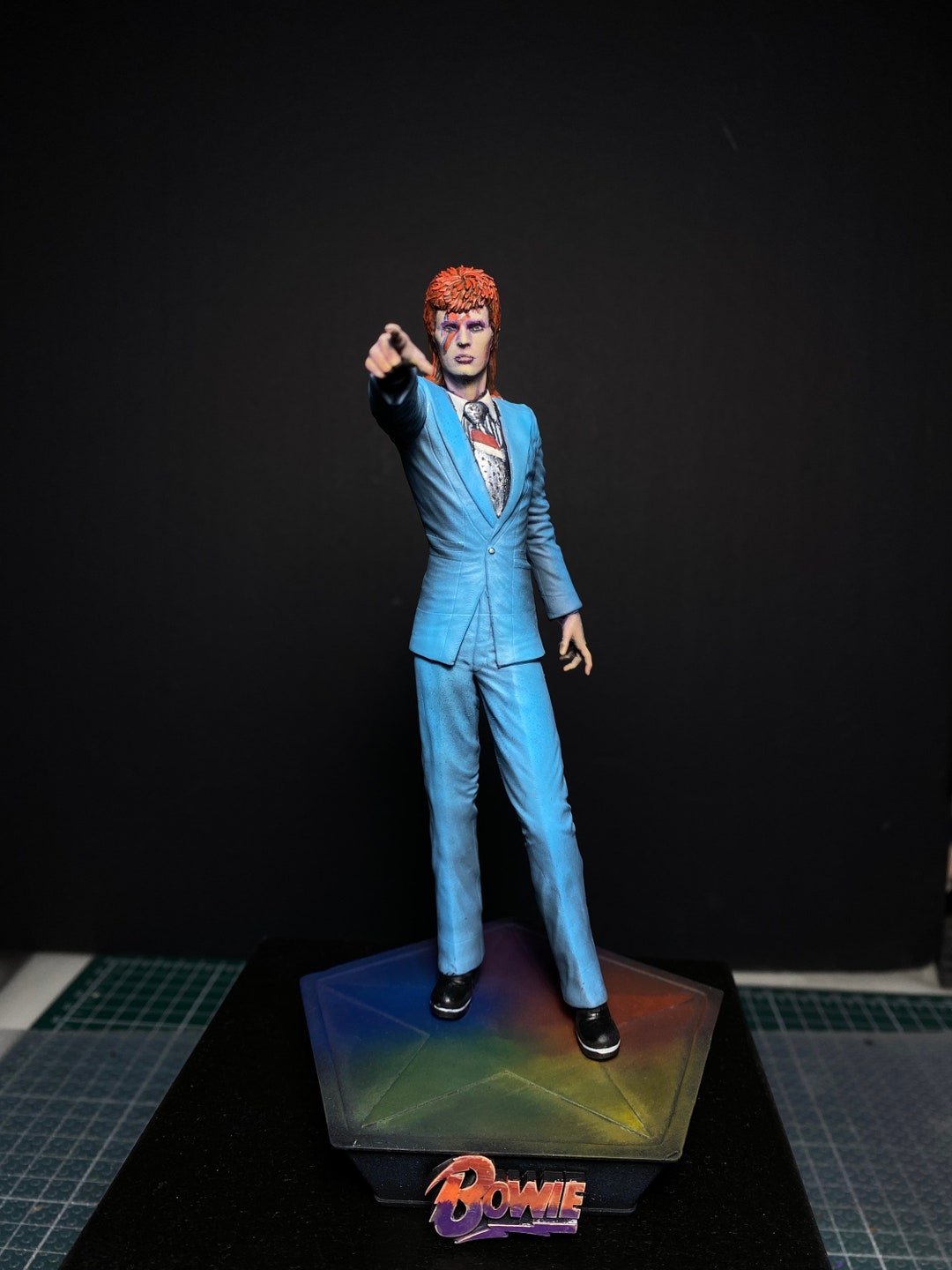 David Bowie Figure 17cm 67 Handpainted Ziggy - Etsy
