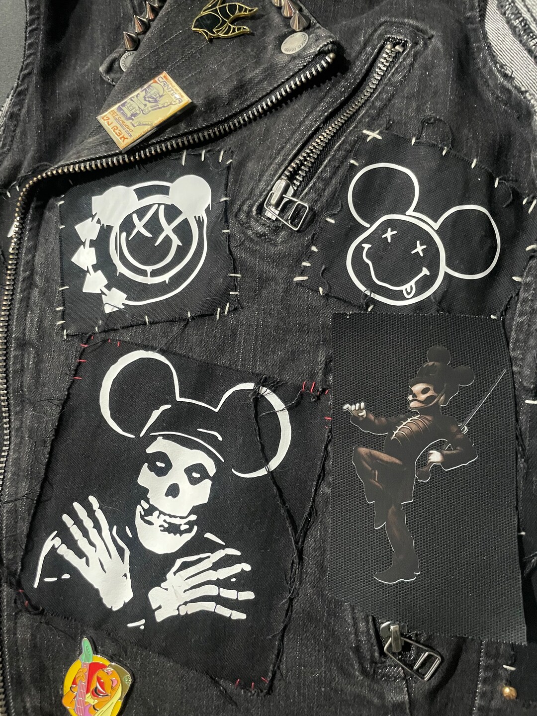 Black Parade Mouse Parade Leaders DIY Sew on Patch Haunted Mansion - Etsy