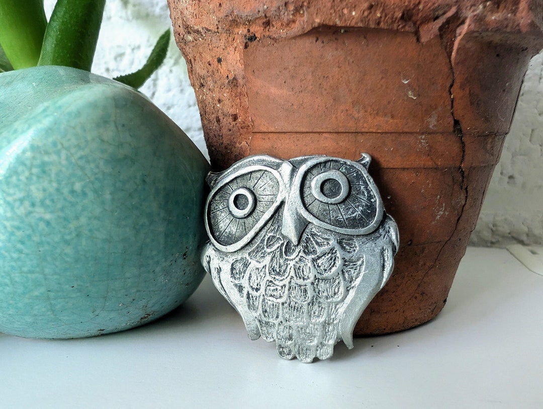 Vintage Pewter Owl Pin by Metzke - Etsy