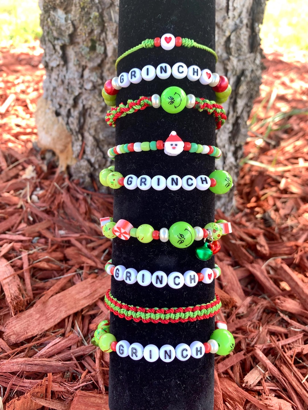 Grinch Christmas Bracelet: Beaded Holiday Jewelry With Jingle Bells - Etsy
