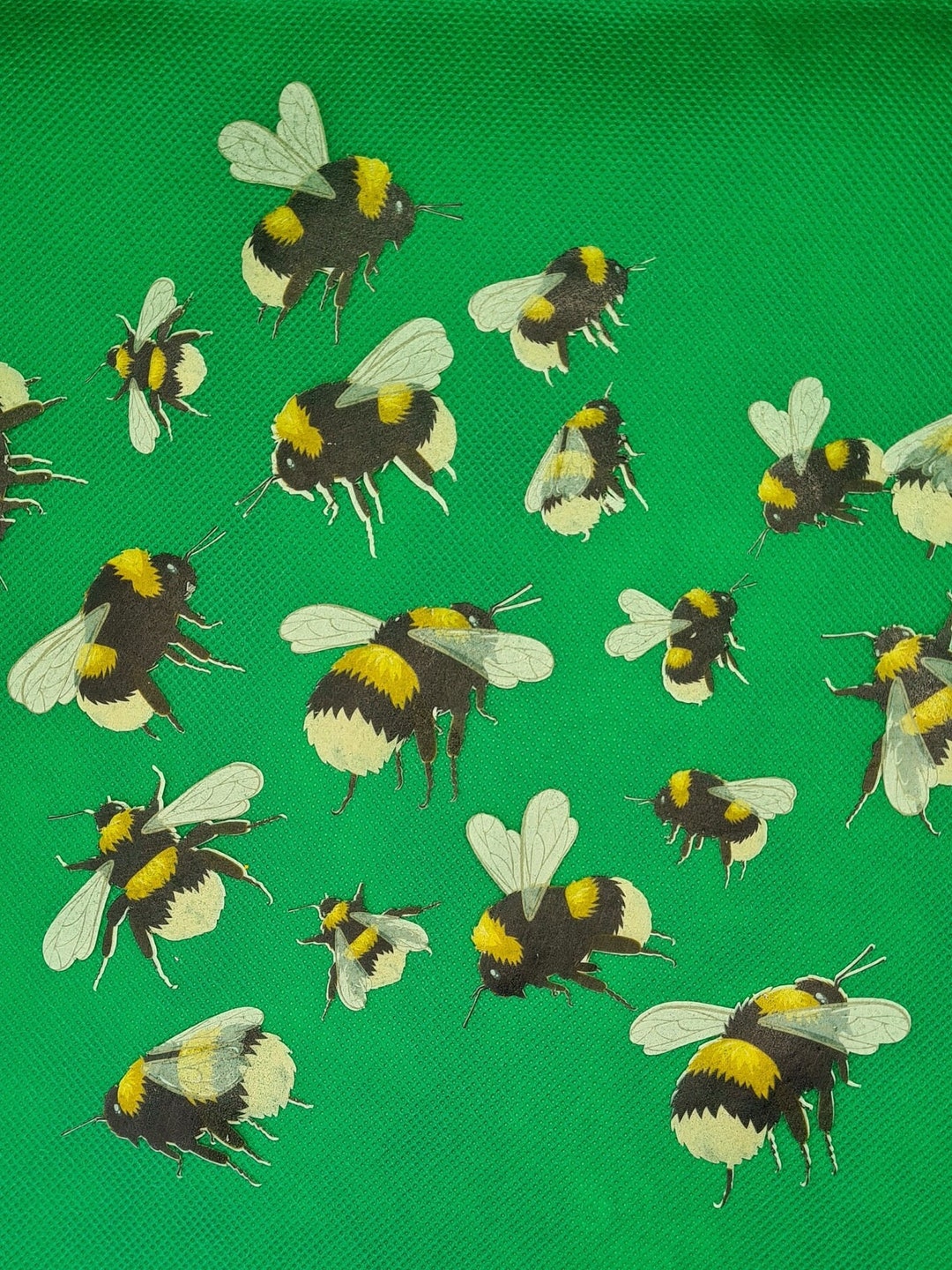 36 Pre Cut Edible Wafer Paper/rice Paper Bumble Bees - Etsy UK