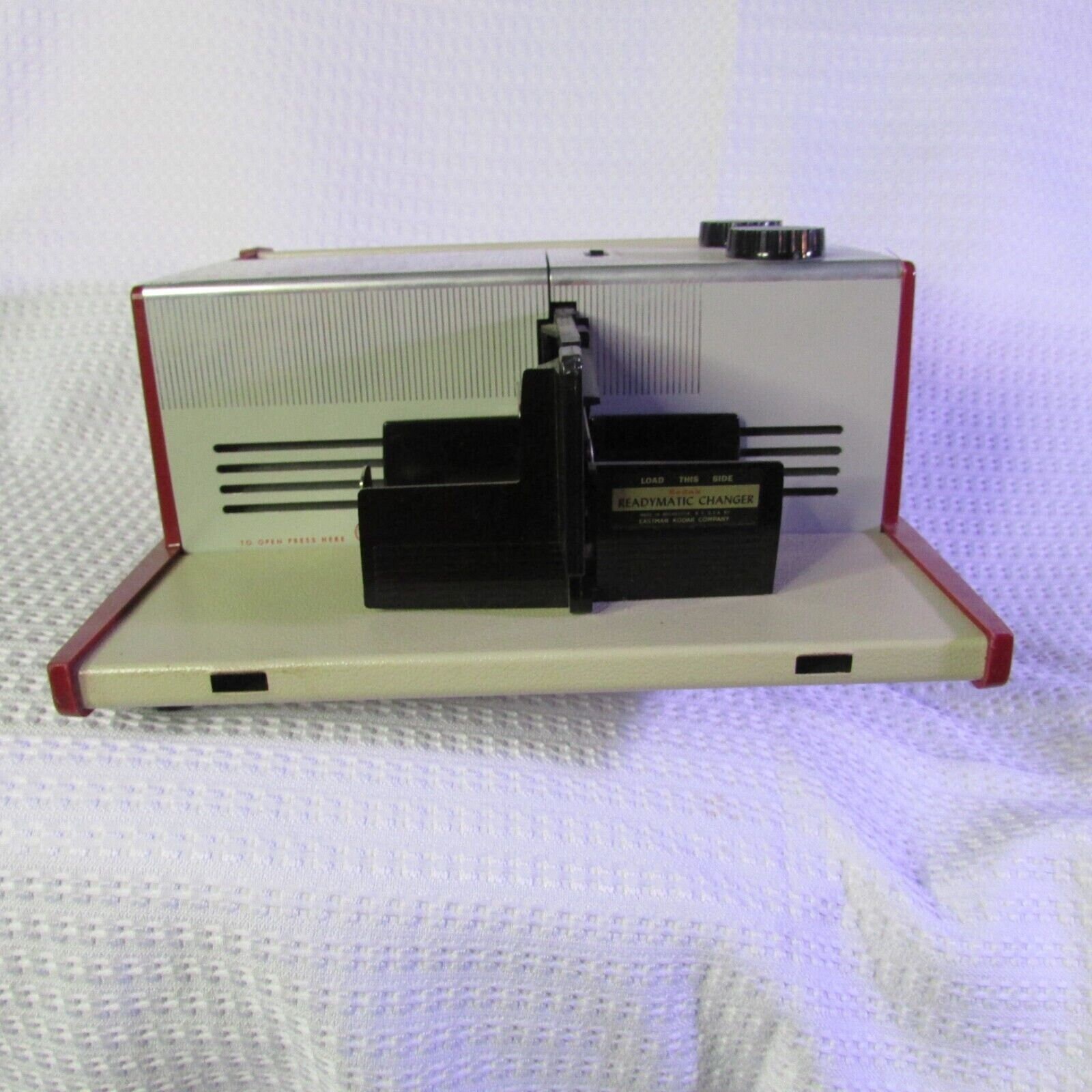 Vintage Kodak 300 Model 1 Slide Projector Made in USA Red Retro New - Etsy