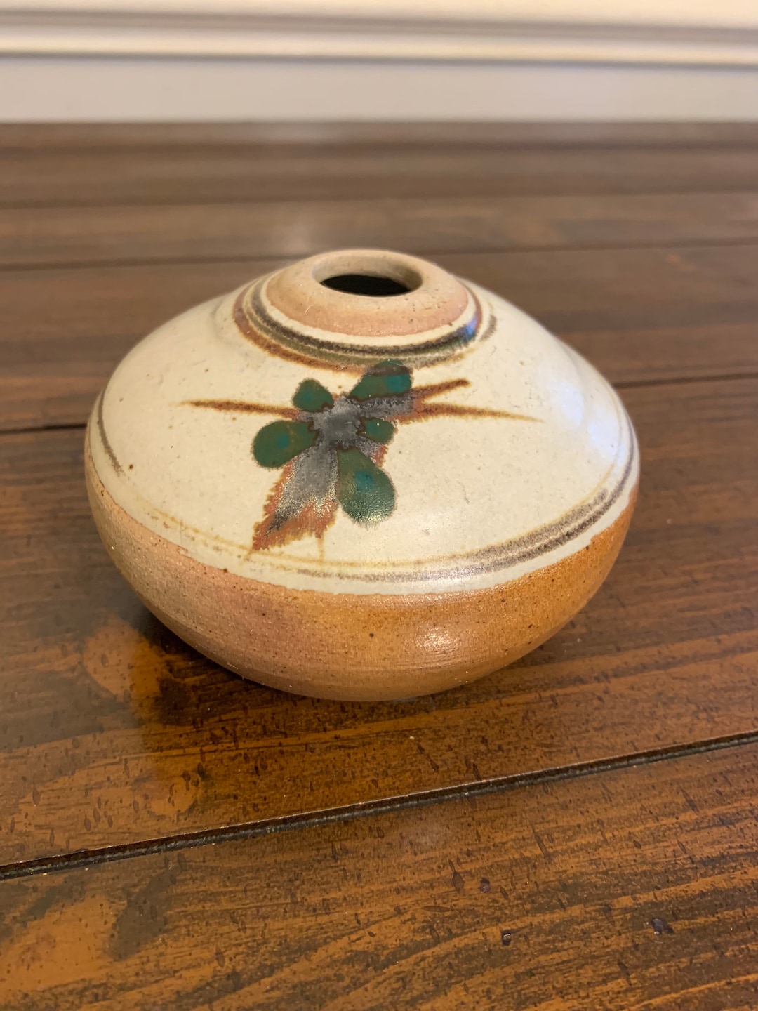Vintage 2000 Matte Beige Glaze and Asian Flower Hand Painted Buck ...