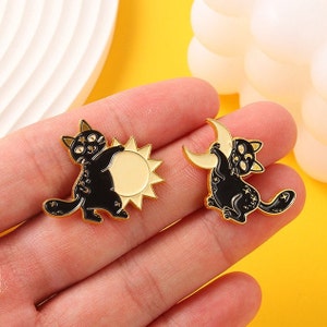 Cat Pin - Etsy