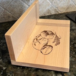 Maple Laser Engraved Bread Cutting Board With Preset Slice Thickness ...