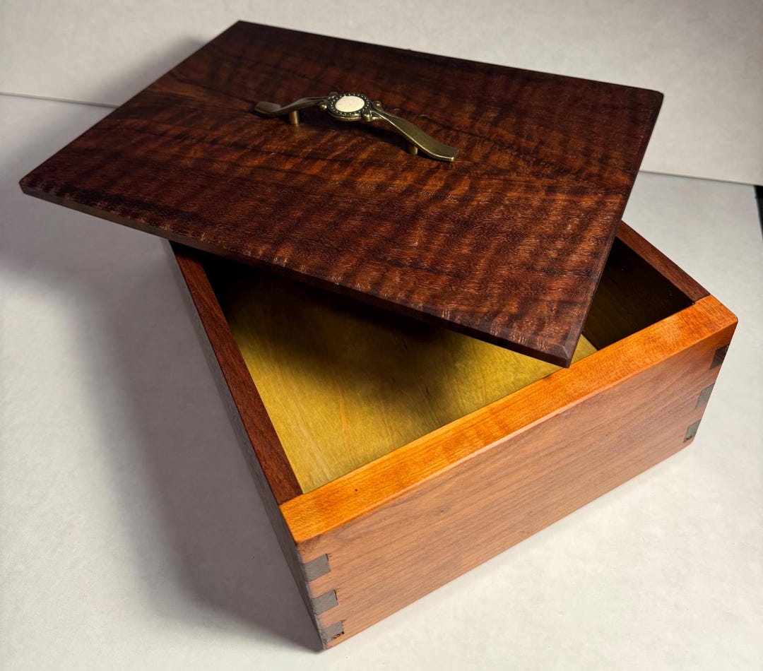 Walnut and Cherry Box Joint Wooden Box - Etsy