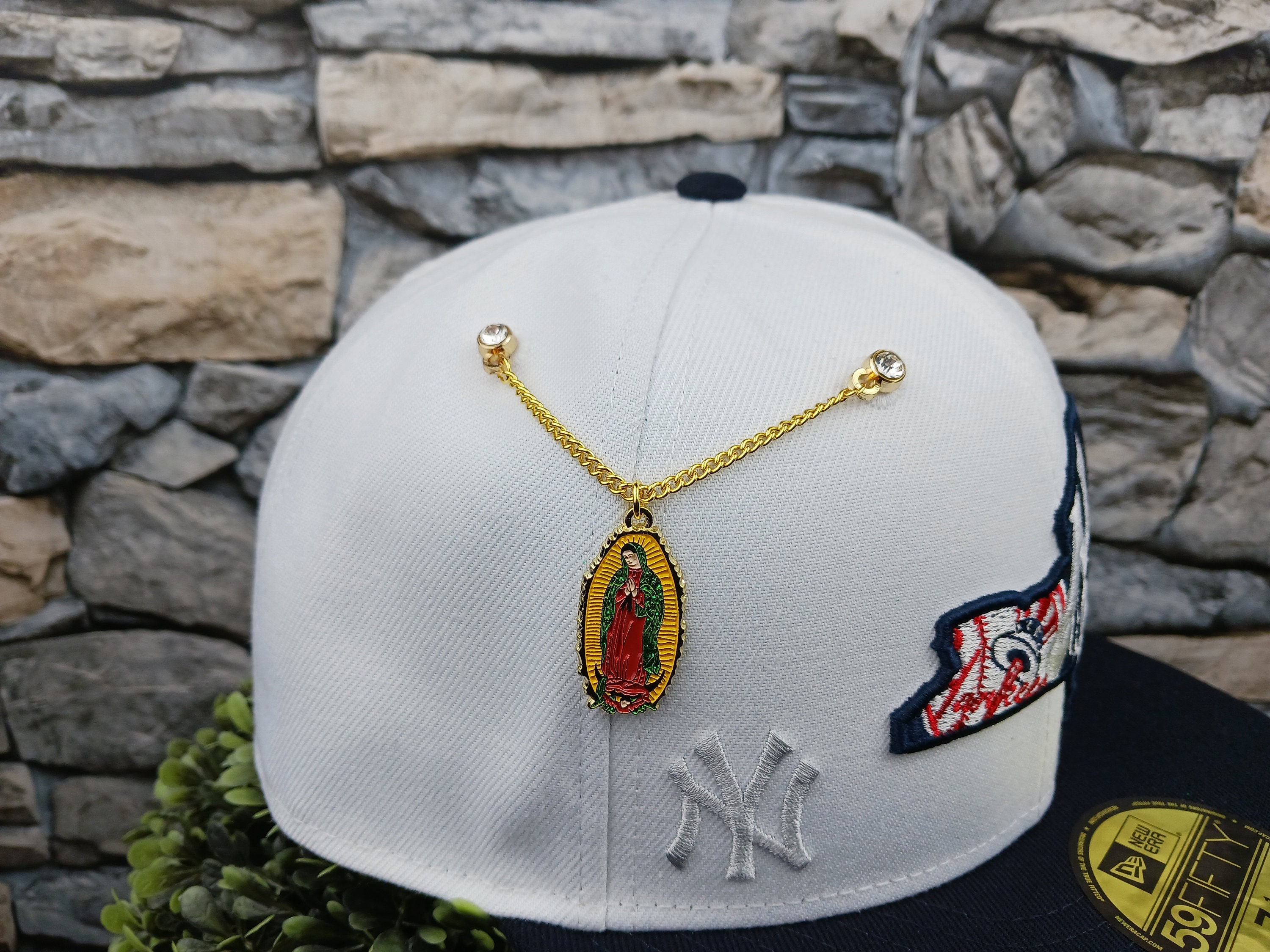 San Judas | Cristo | Emblema Mexicano | Chain Pins | Hat Pin | Pin De ...