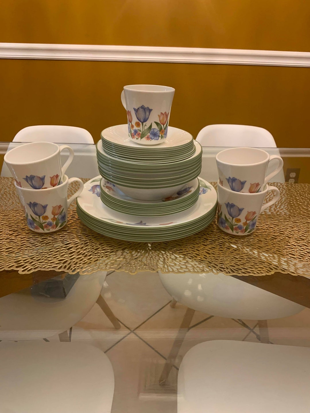 Vintage Corelle by Corning-fresh Cut Tulip Print-37 Piece Set - Etsy