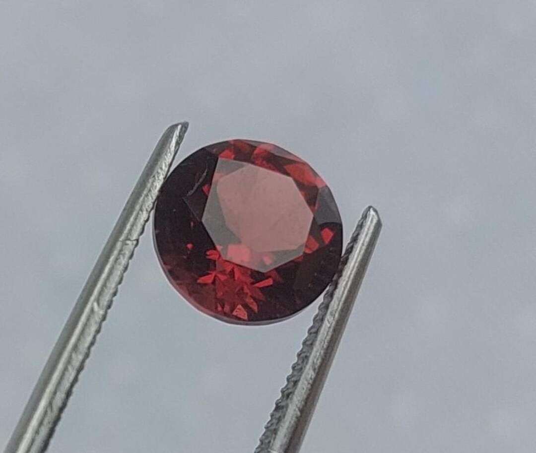 Natural Deep Red Garnet From Harts Range, Northern Territory, Australia ...