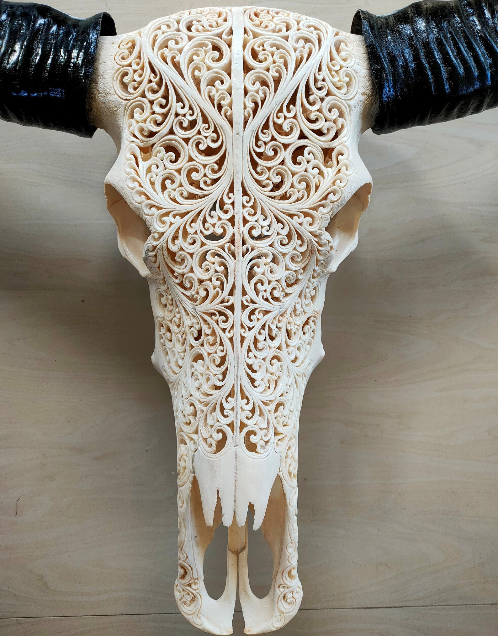 Carved Buffalo Skull Patern Hart - Etsy