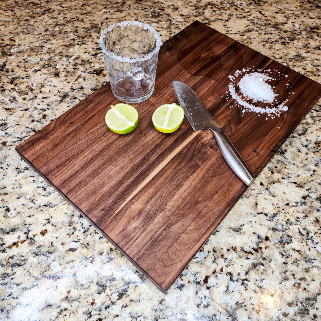 Walnut Edge Grain Cutting Board With Rubber Feet - Etsy