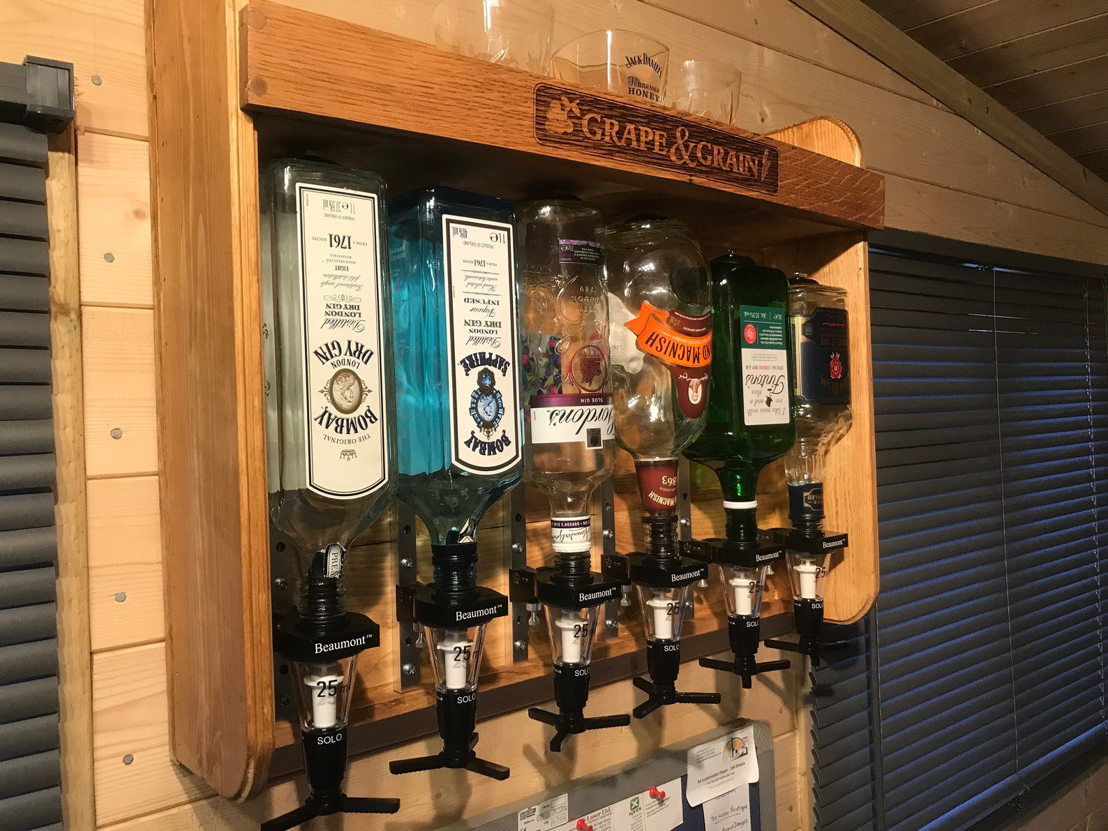 6 Optics Spirit Dispenser shelf - Etsy.de