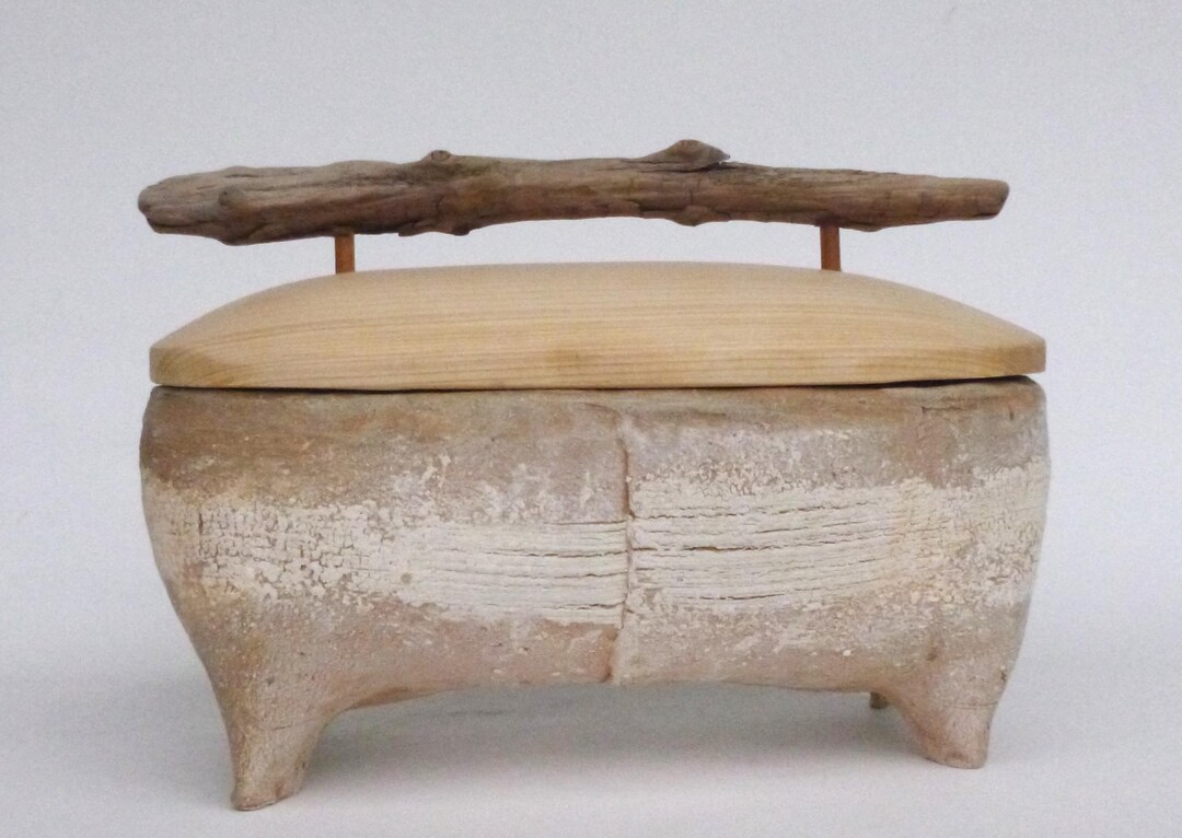 Bread Bin Oval Elongated 1 Made of EM Ceramic. Wooden Lid Made of Solid ...