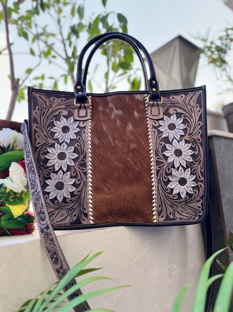Tote Bag Western Pattern Cowhide Fur Hand Tooled Carving Leather ...