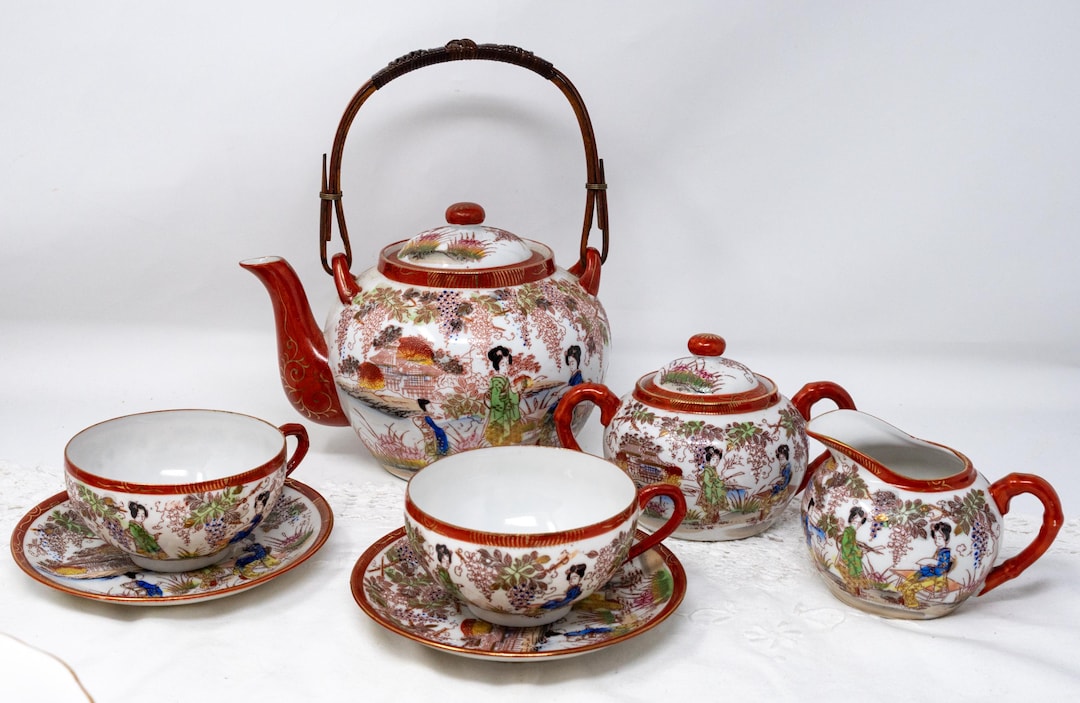 Selection of Japan Tokusei Hand-painted Tea Service, Geisha Teacup, Pre ...