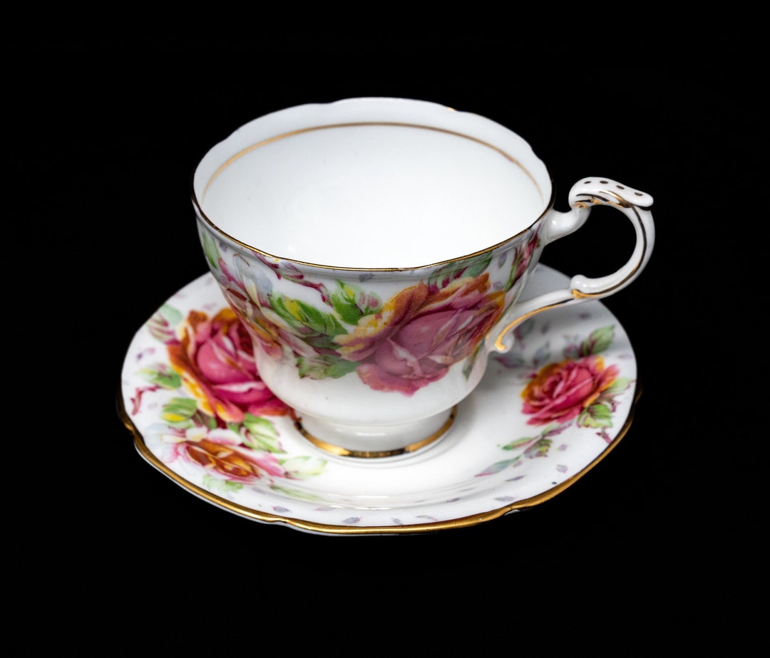 Paragon Double Warrant "golden Emblem" Teacup and Saucer Set, Large ...
