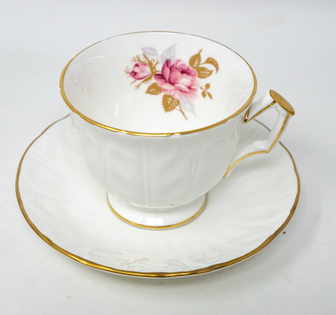 Aynsley Teacup and Saucer Set, White Body With Flower Arrangement ...