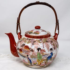 Selection of Japan Tokusei Hand-painted Tea Service, Geisha Teacup, Pre ...