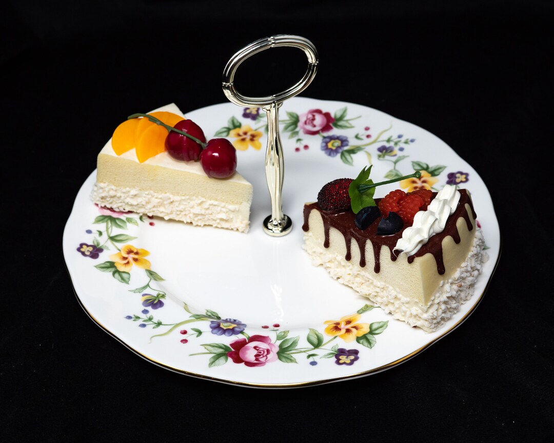 Royal Vale 1-tier Cake Stand With Golden Handle, Serving Tray, Floral ...