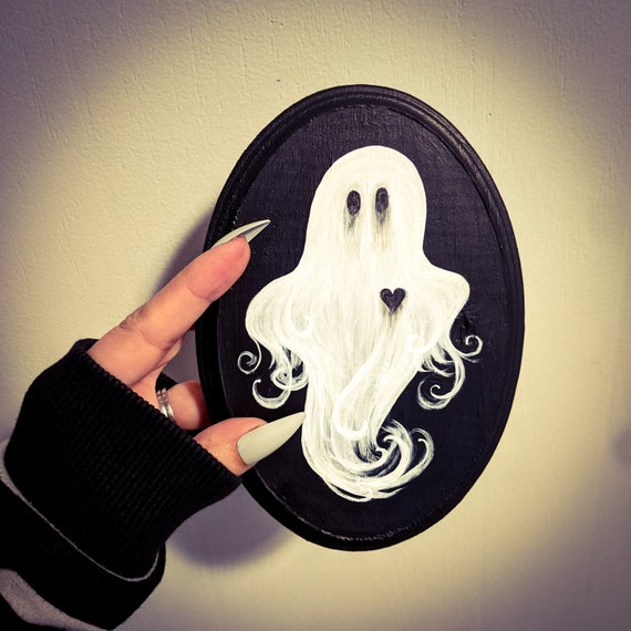 Handpainted Ghost Sign heart - Etsy