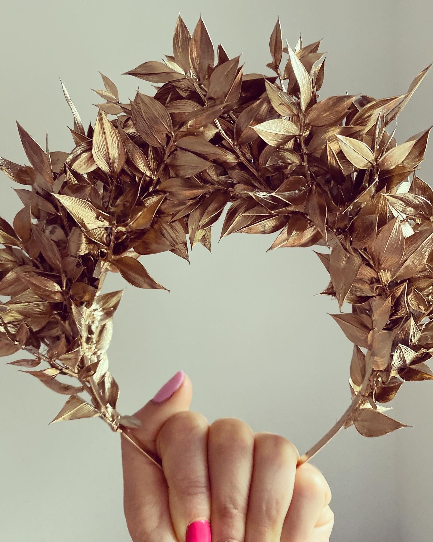 Gold Ruscus Crown/ Gold/ Gatsby Vibes/ Flower Crown/ Wedding - Etsy UK