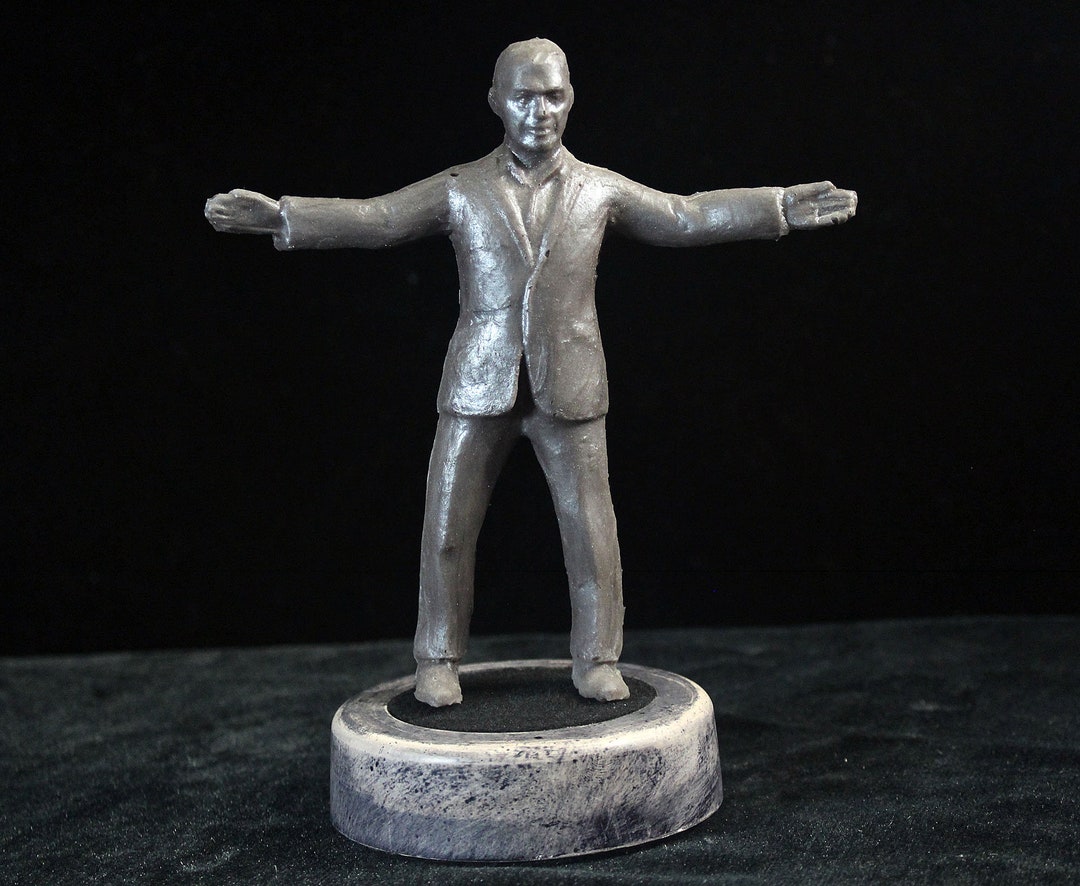 Marcel Delgado Sculpture - Etsy