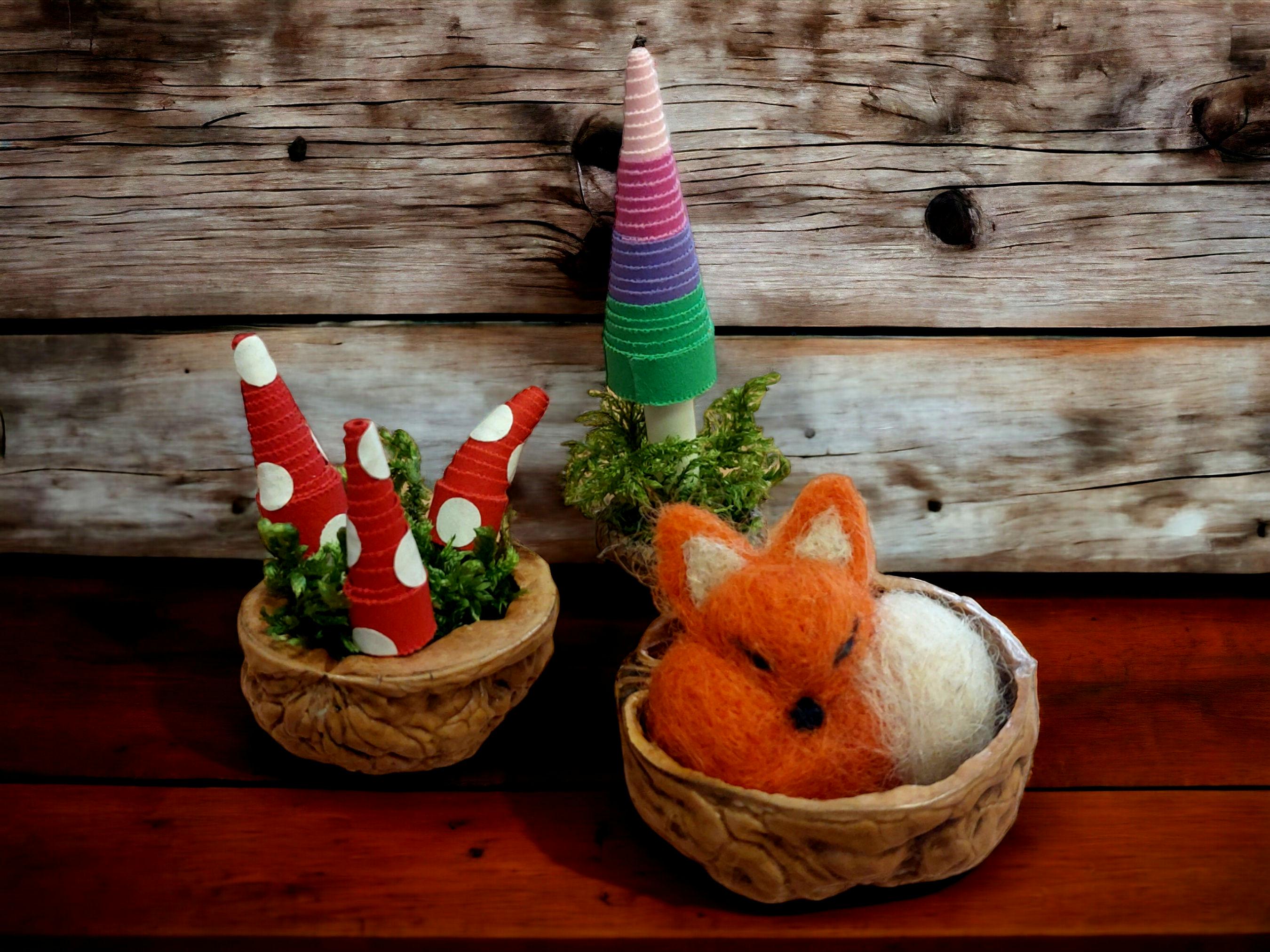 Fox Handmade Needle Felted in a Wallnut Shell, Sleeping Fox, Tiny ...
